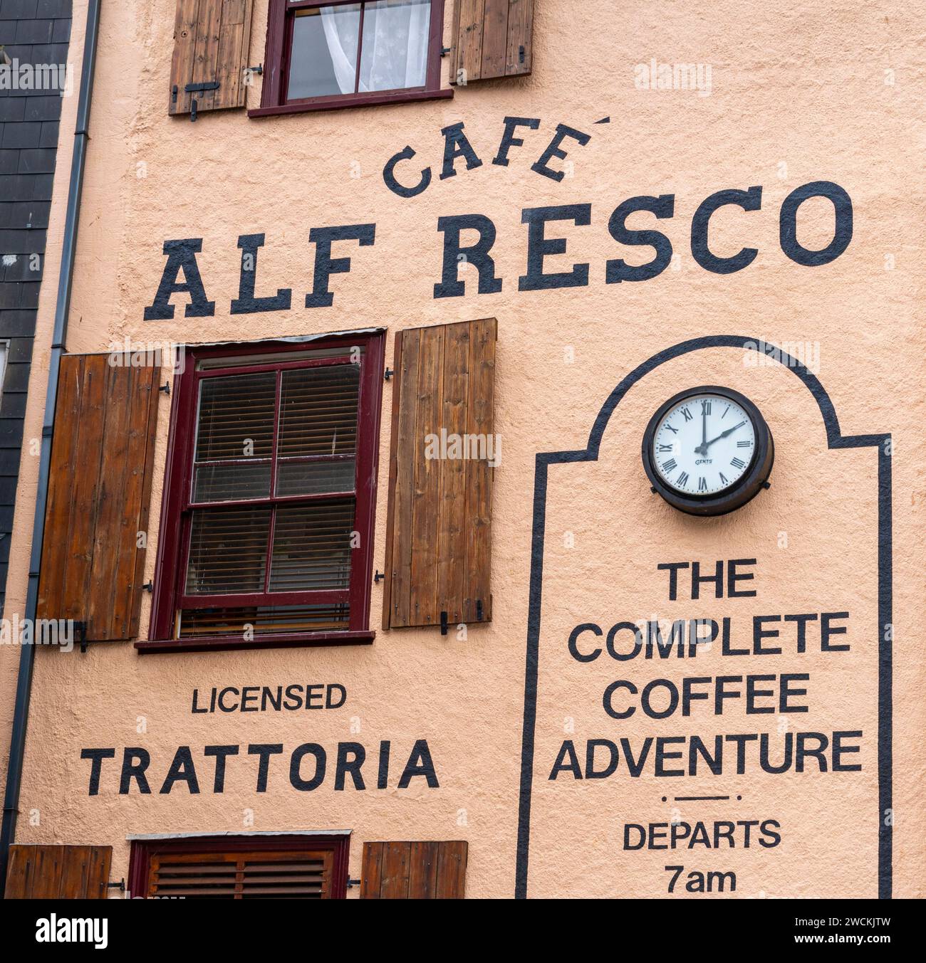 Exterior of ‘Alf Resco’ Cafe in Dartmouth, Devon Stock Photo - Alamy