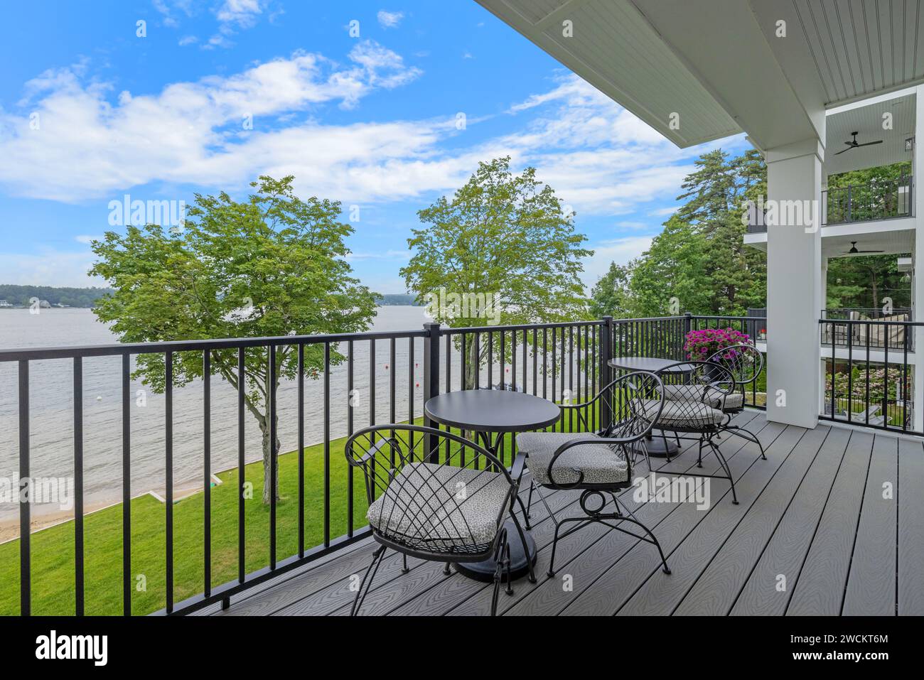 Balcony overlooking river hi-res stock photography and images - Alamy