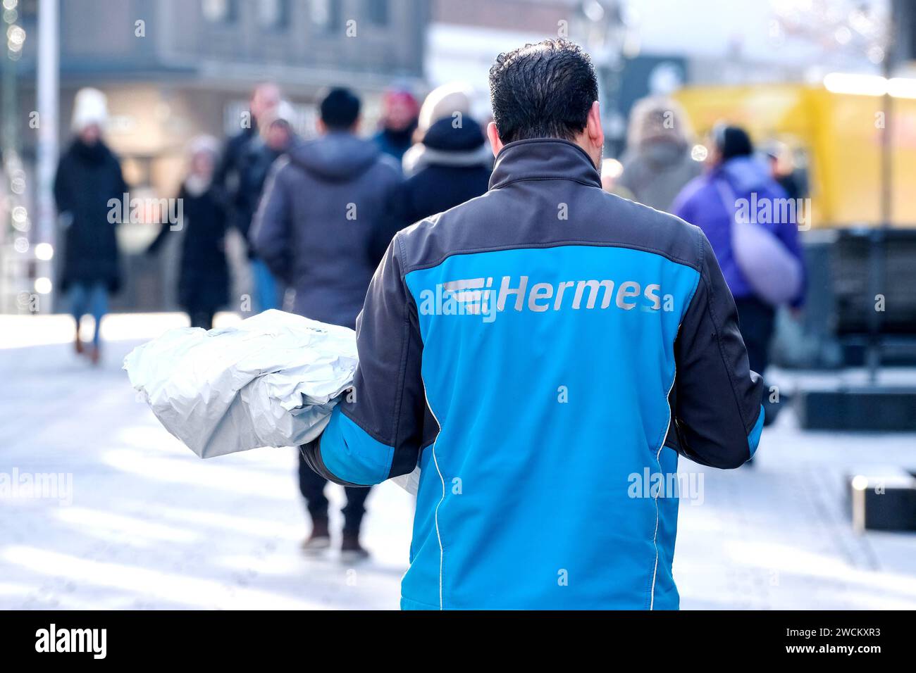 Paketservice hi-res stock photography and images - Alamy