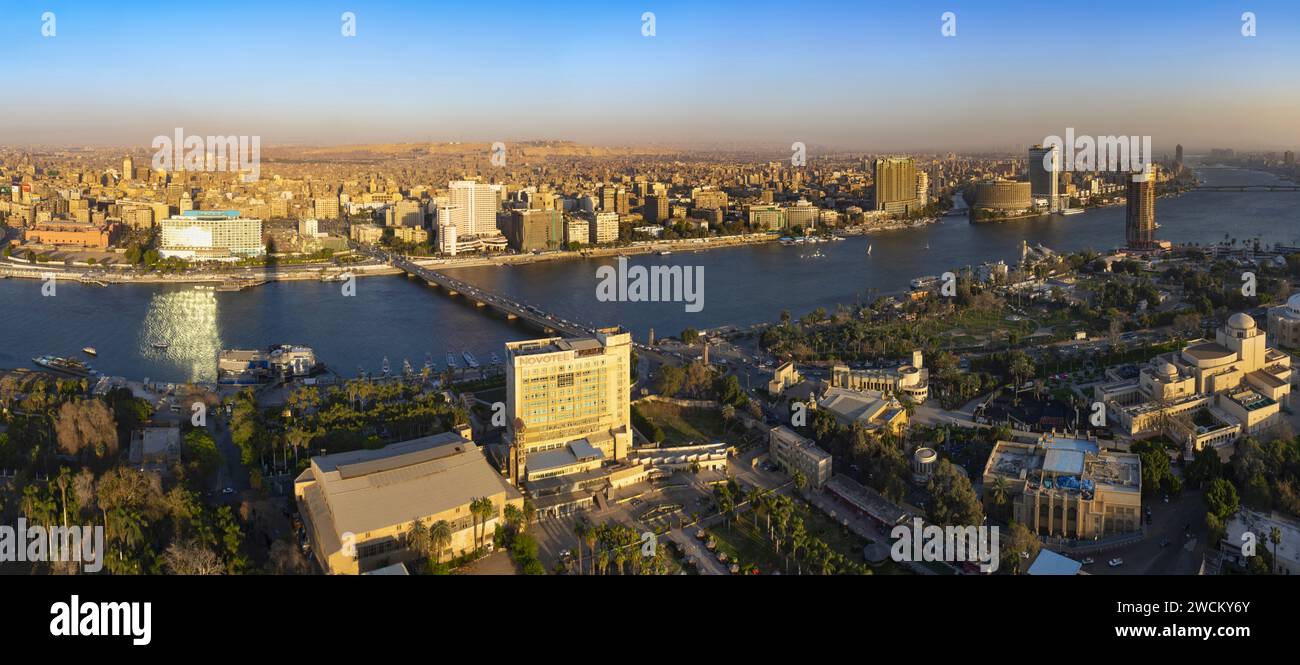 Nile River in Cairo by sunset Stock Photo - Alamy