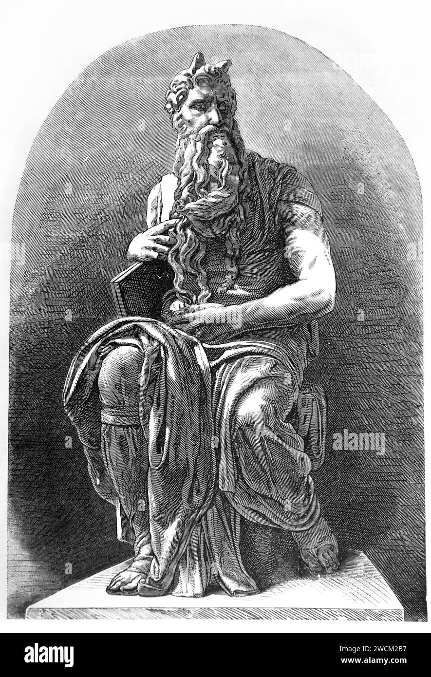 Sculpture from wood Black and White Stock Photos & Images - Alamy