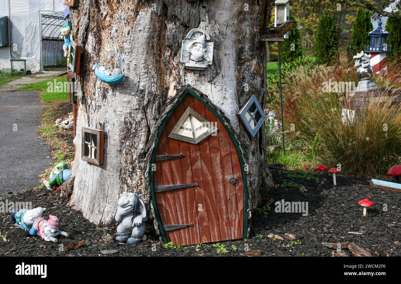 Imaginative dwelling hi-res stock photography and images - Alamy