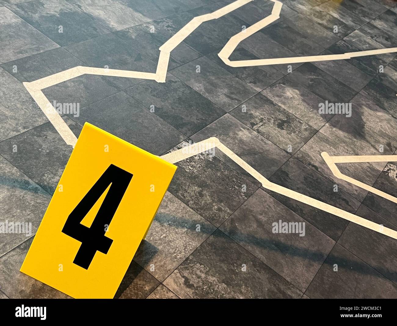 Tatort Numerierung Leichenumrandung *** Crime scene numbering Body ...