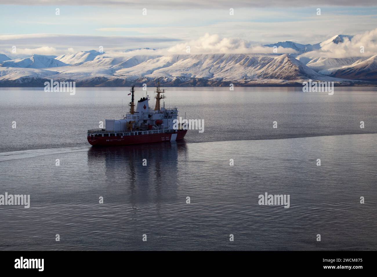 Canada coast guard icebreaker hi-res stock photography and images - Alamy