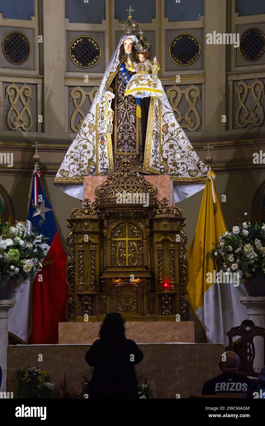 Catholic religion chile hi-res stock photography and images - Alamy