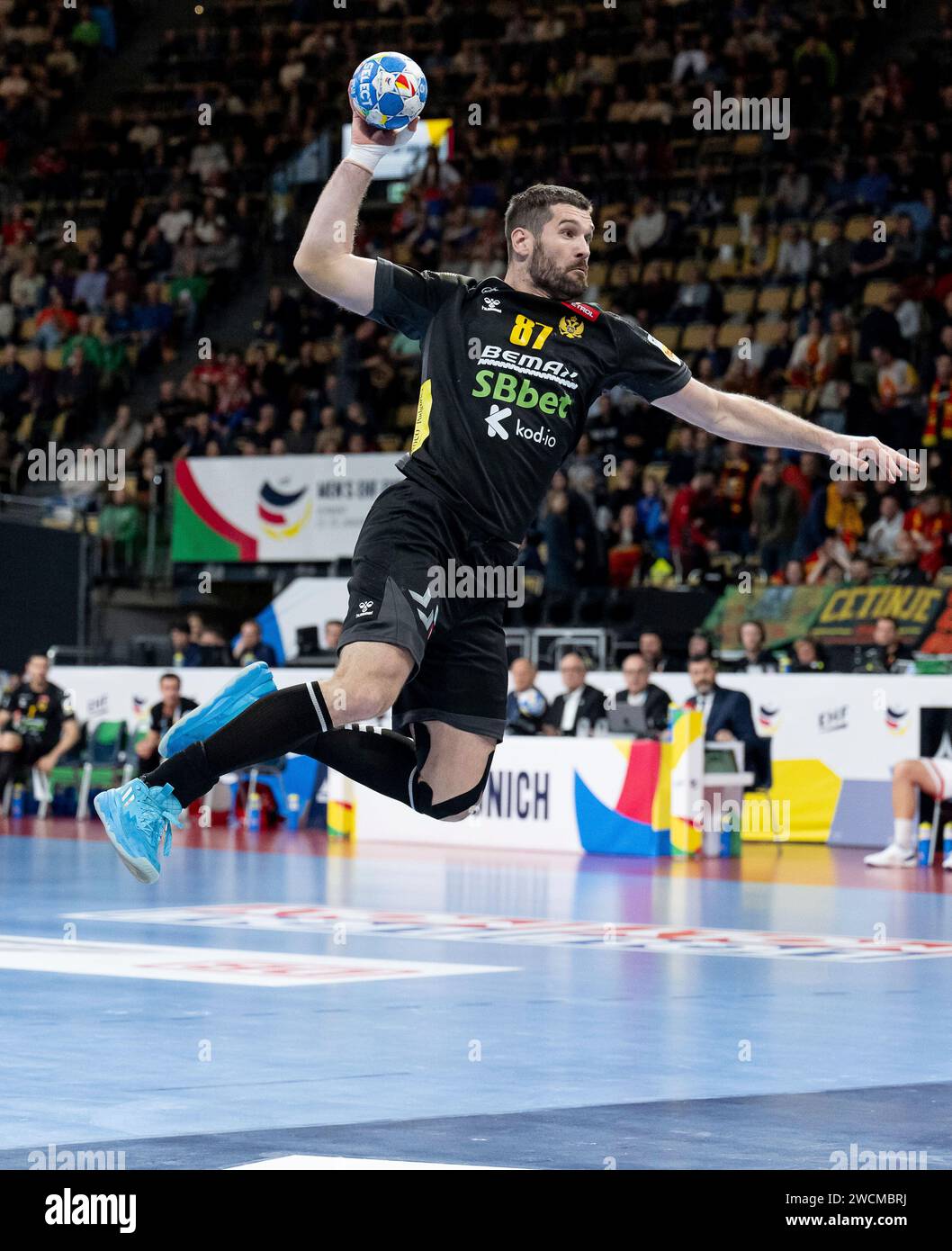 Muenchen, Deutschland. 16th Jan, 2024. Vuko Borozan (Montenegro, #87 ...