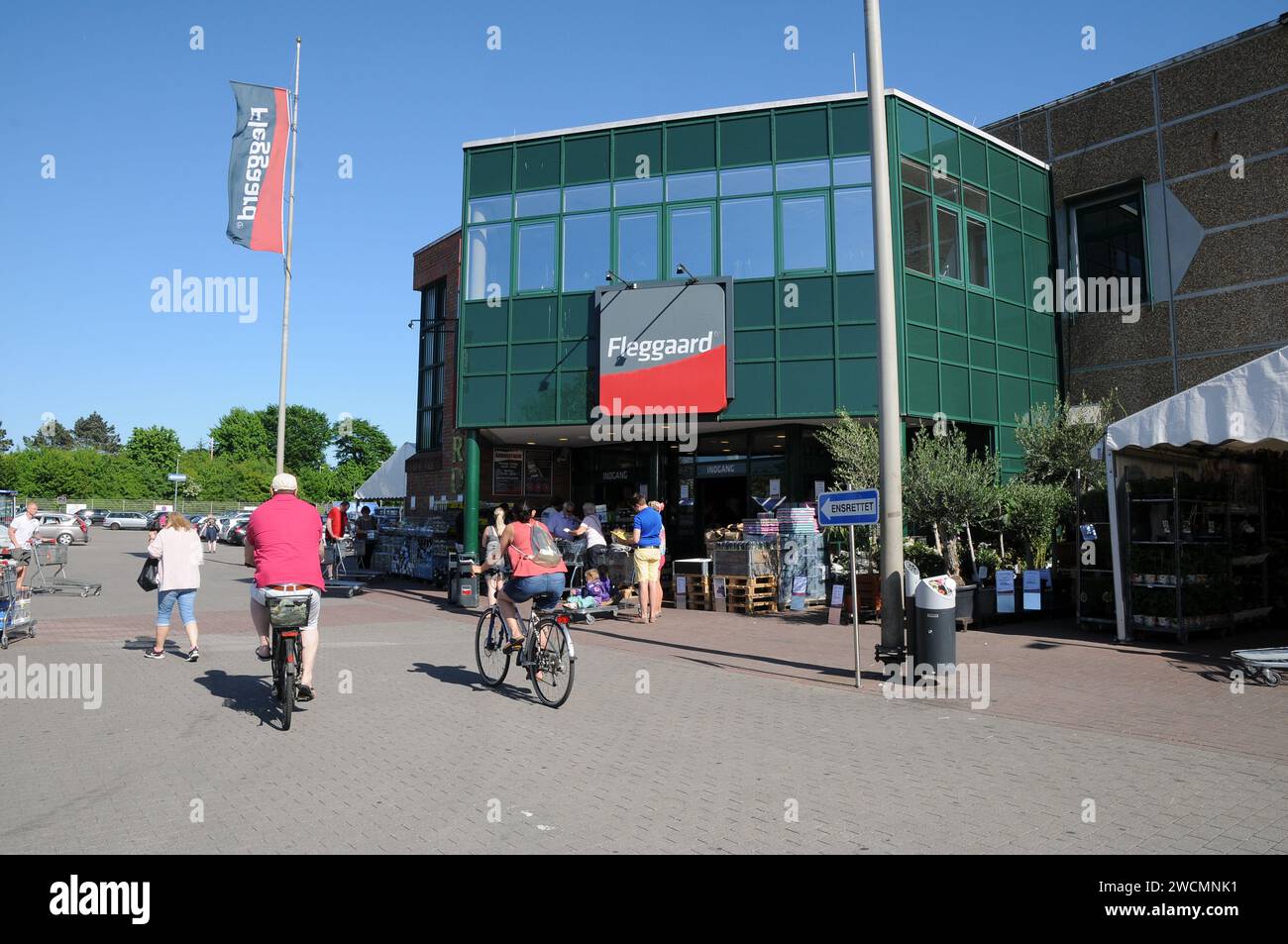 Horrislee/Schleswig Holstein /Germary 20..May 2018 Borger Shopper in ...