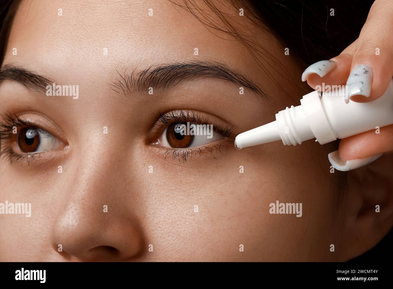 Asian eye drops hi-res stock photography and images - Alamy