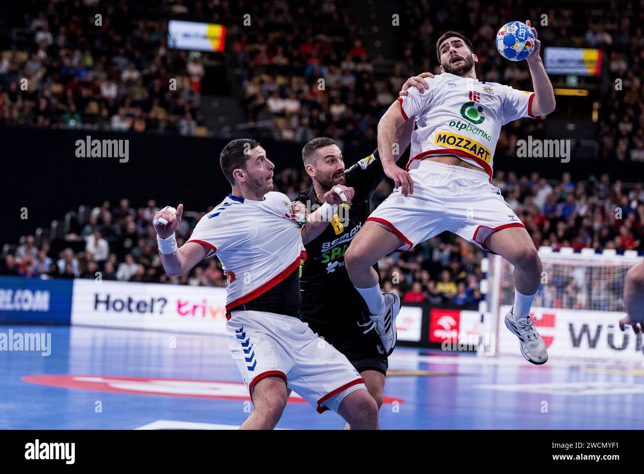 Montenegro, 16/01/2024, Predrag Vejin (Serbien, #23) und Uros ...