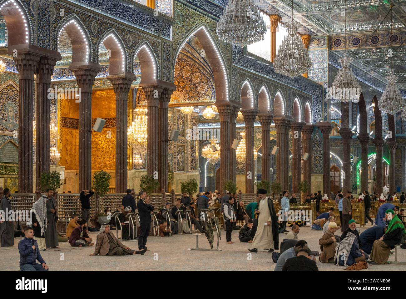 pilgrims at the Imam Husayn Shrine , Karbala, Iraq Stock Photo - Alamy