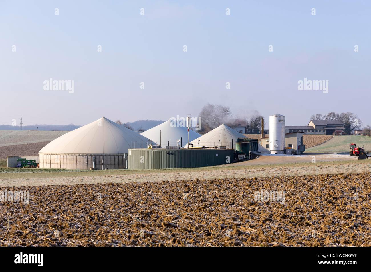 Symbolic image, energy transition, biogas plant near Backnang, arable ...