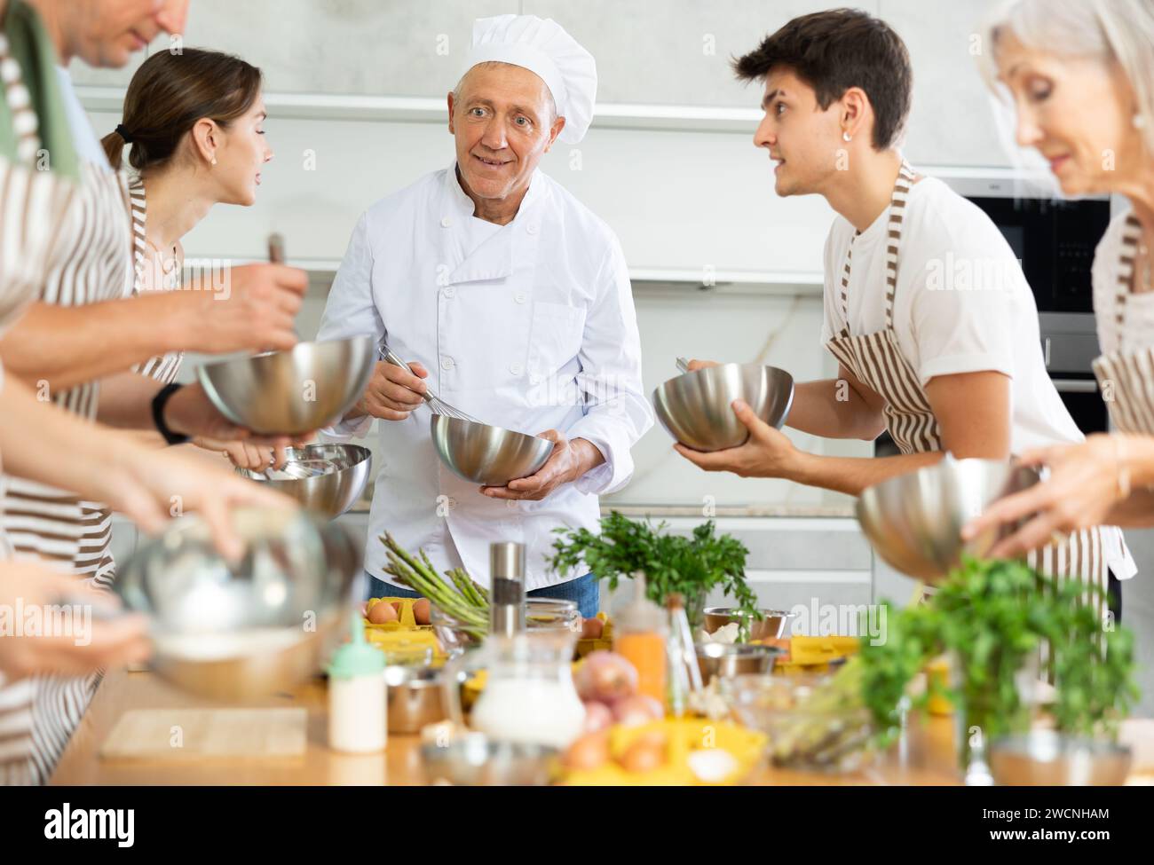 Culinary classes hi-res stock photography and images - Alamy