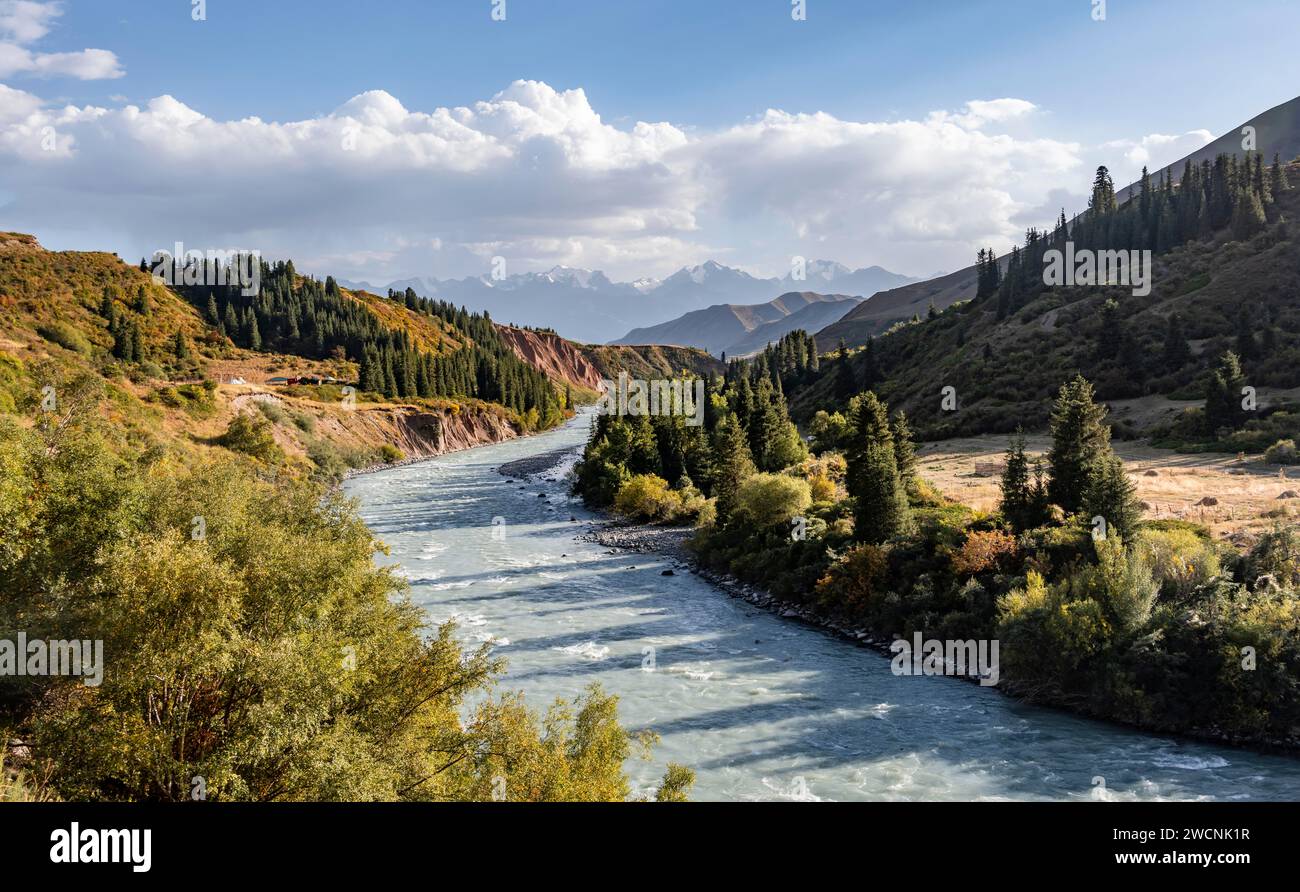 Naryn River and mountain panorama in autumn, at the confluence of the ...