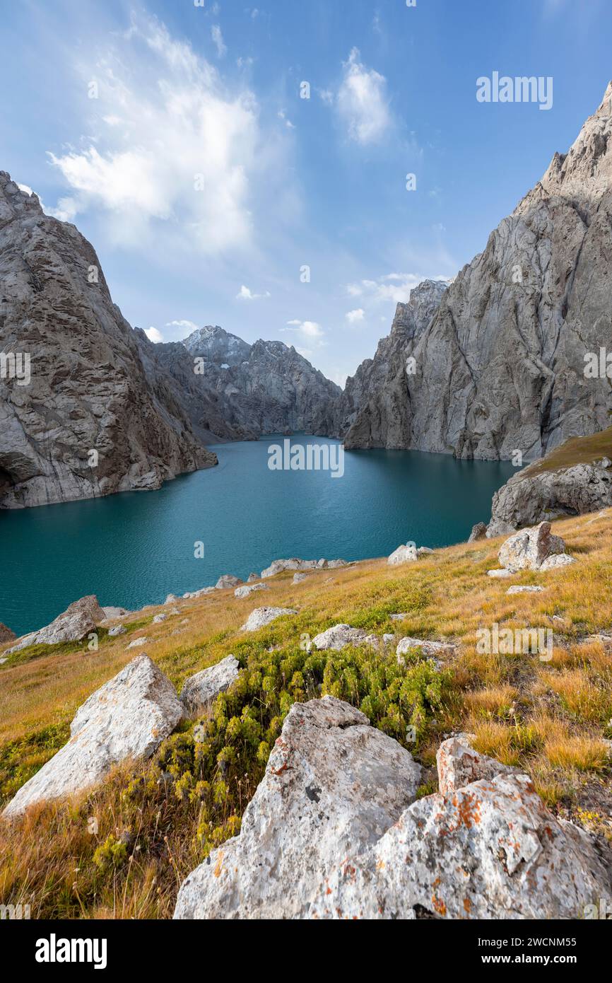 Mountain lake Kol Suu rocky steep mountains, Kol Suu Lake, Sary Beles ...