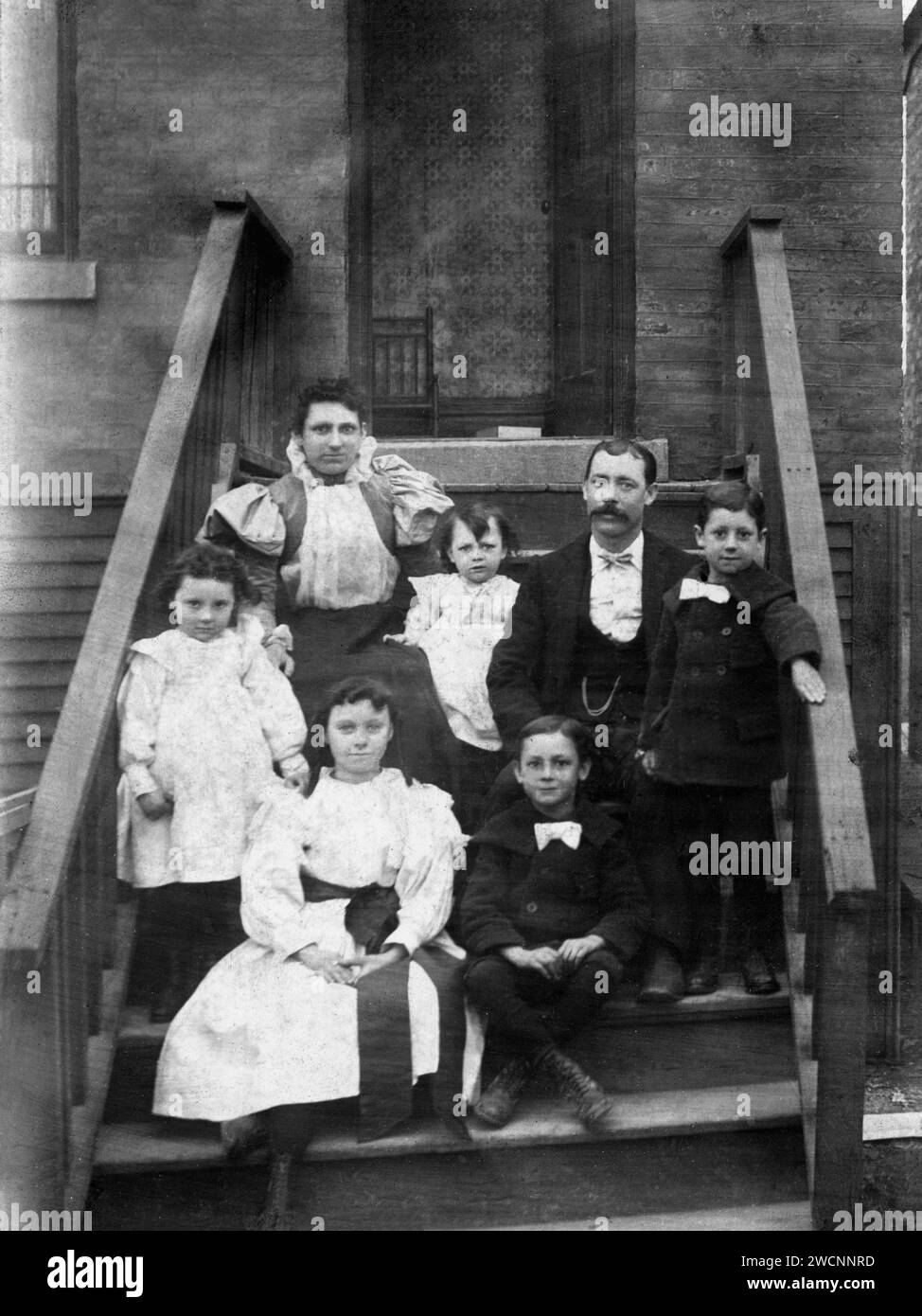 1800s family history hi-res stock photography and images - Alamy