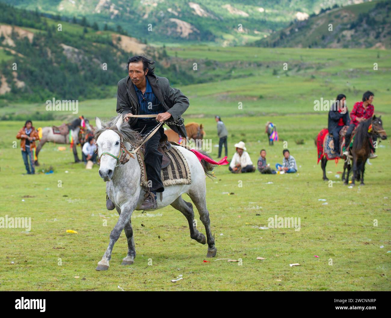 Tibet, Kham, Litang. Nomads at horse festival Stock Photo - Alamy