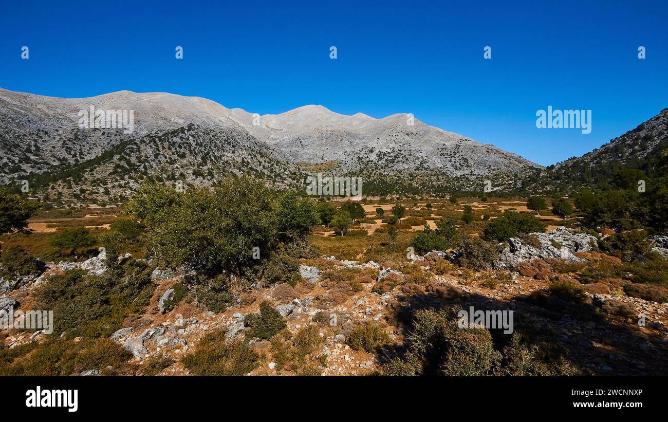 Wide plateau hi-res stock photography and images - Alamy