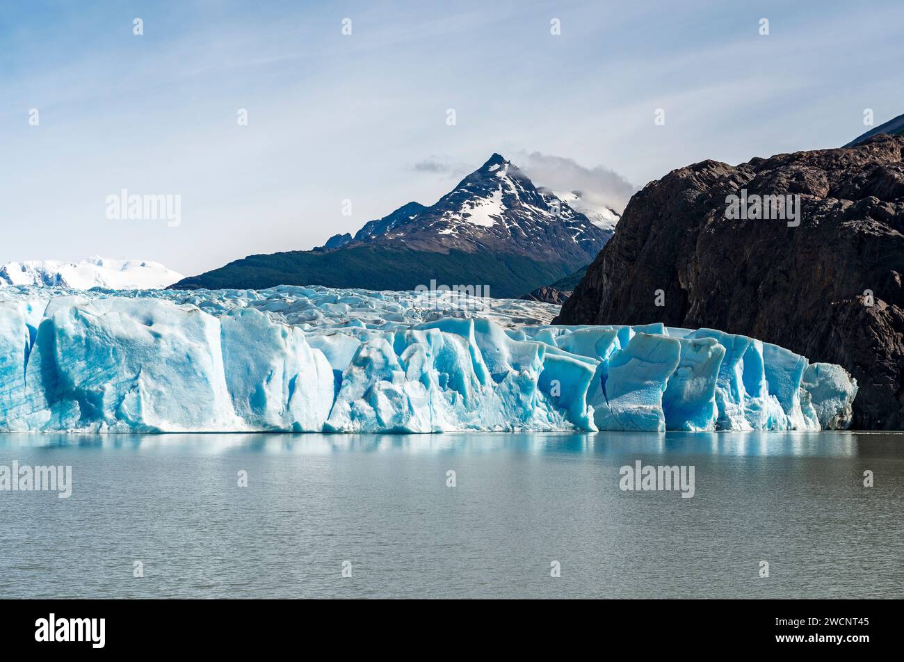 Grey glacier by Grey lake, Torres del Paine national park, Patagonia ...
