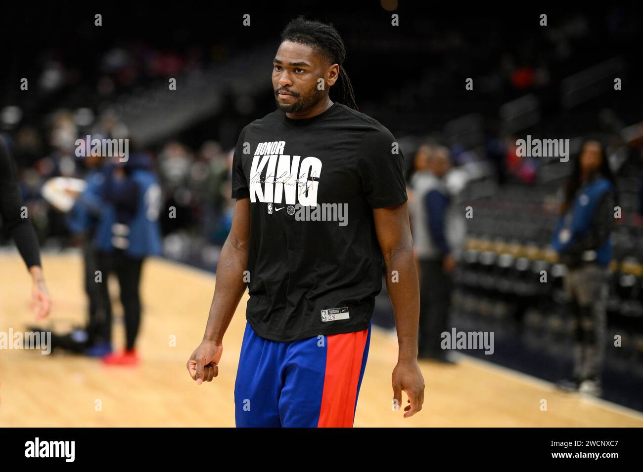 Detroit Pistons center Isaiah Stewart (28) warms up before an NBA ...