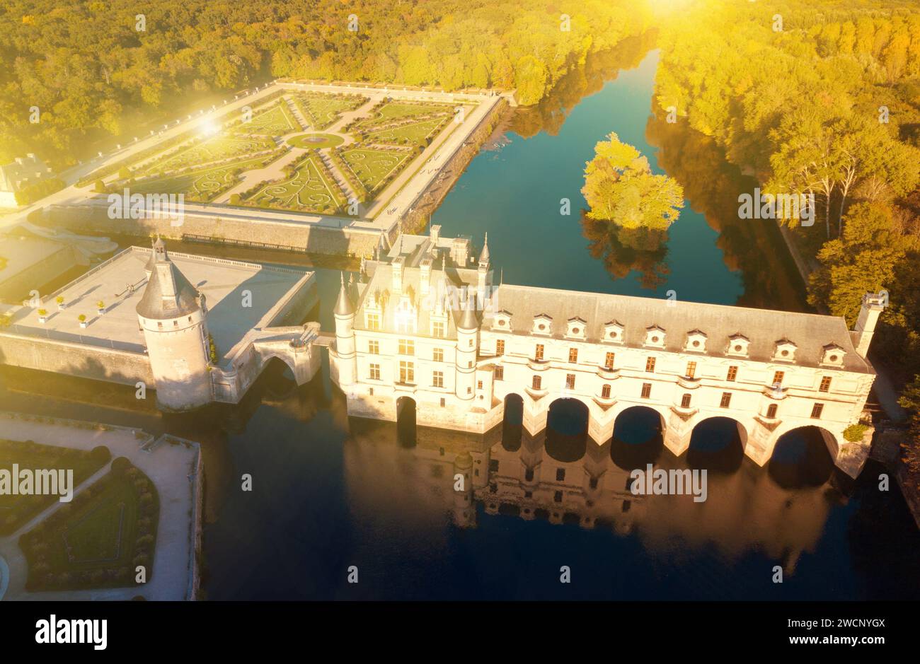 Aerial view of Chateau de Chenonceau Stock Photo - Alamy