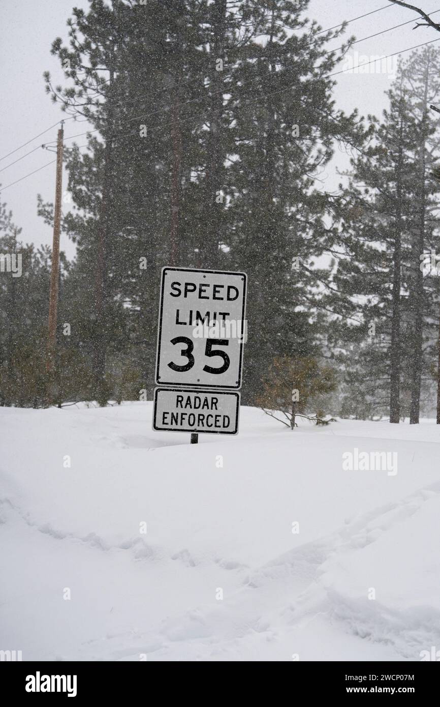 35 Mph Speed Limit sing along highway through Sierra Nevada mountains ...