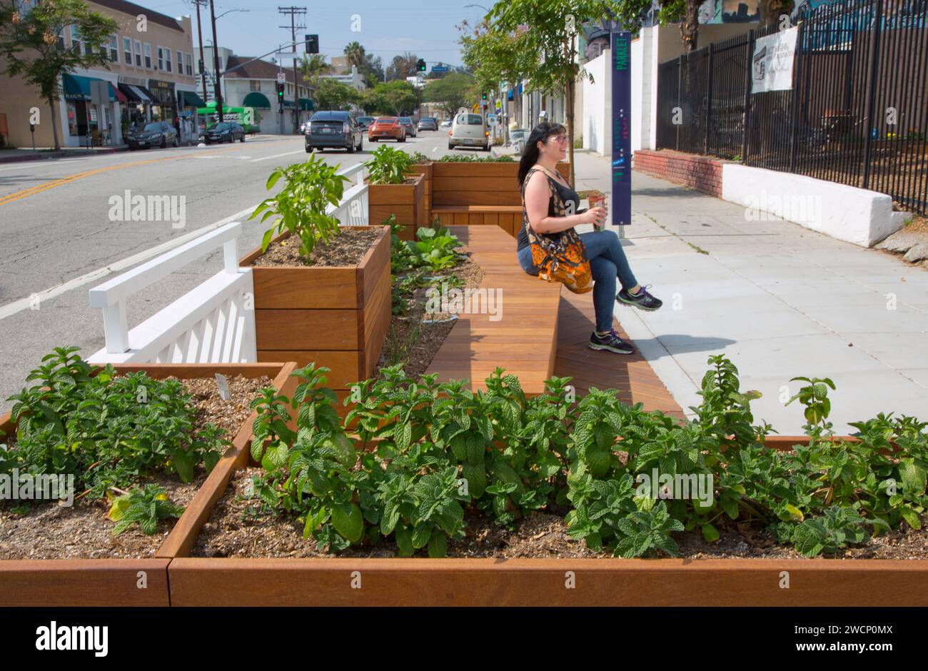 Parklet motor avenue s los angeles hi-res stock photography and images ...