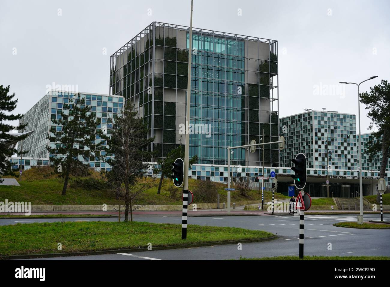 International criminal court judge hi-res stock photography and images ...