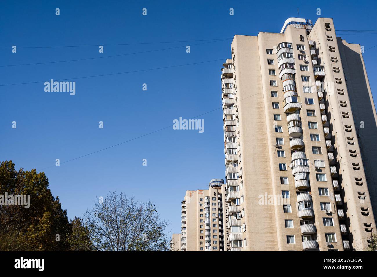 Eastern europe apartment building exterior hi-res stock photography and ...