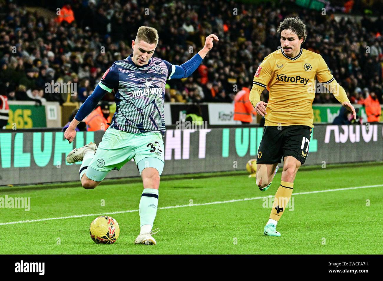 16th January 2024; Molineux Stadium, Wolverhampton, West Midlands ...