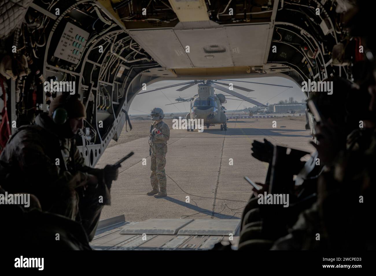 U.S. Army aviators assigned to 1st Combat Aviation Brigade, 1st ...