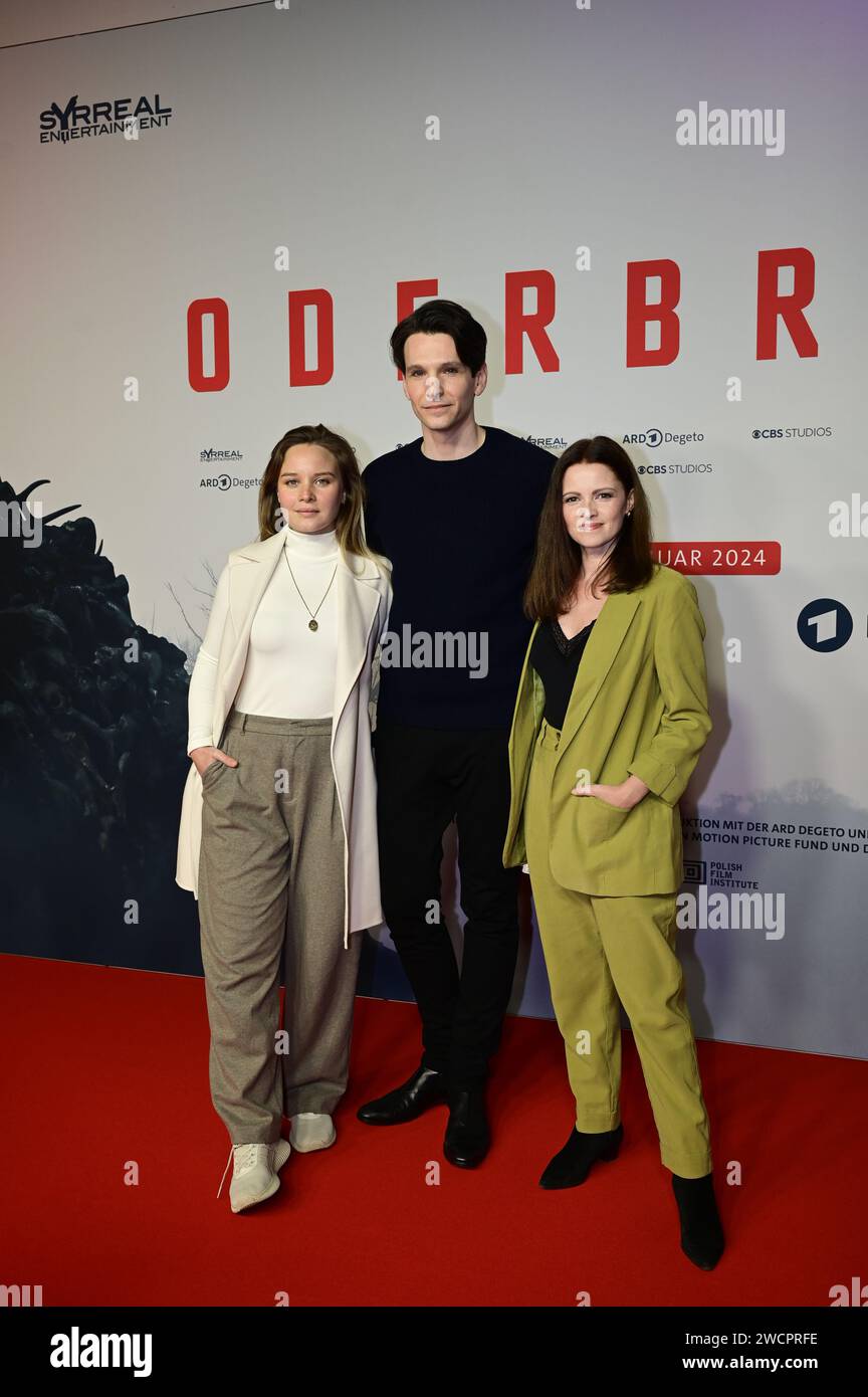 Sonja Gerhardt, Sabin Tambrea und Jennifer Ulrich bei der Premiere der ARD und CBS TV-Serie ...