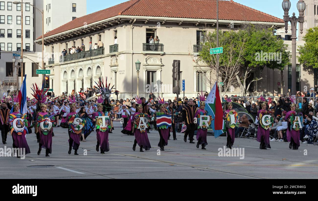 Family dance costa rica hi-res stock photography and images - Alamy