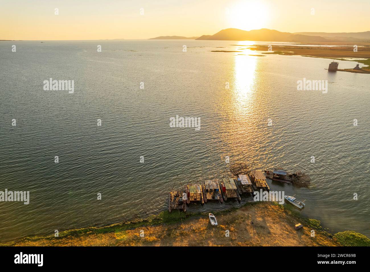 Kapenta fishing boats can be seen moored on Lake Kariba, Zimbabwe Stock ...