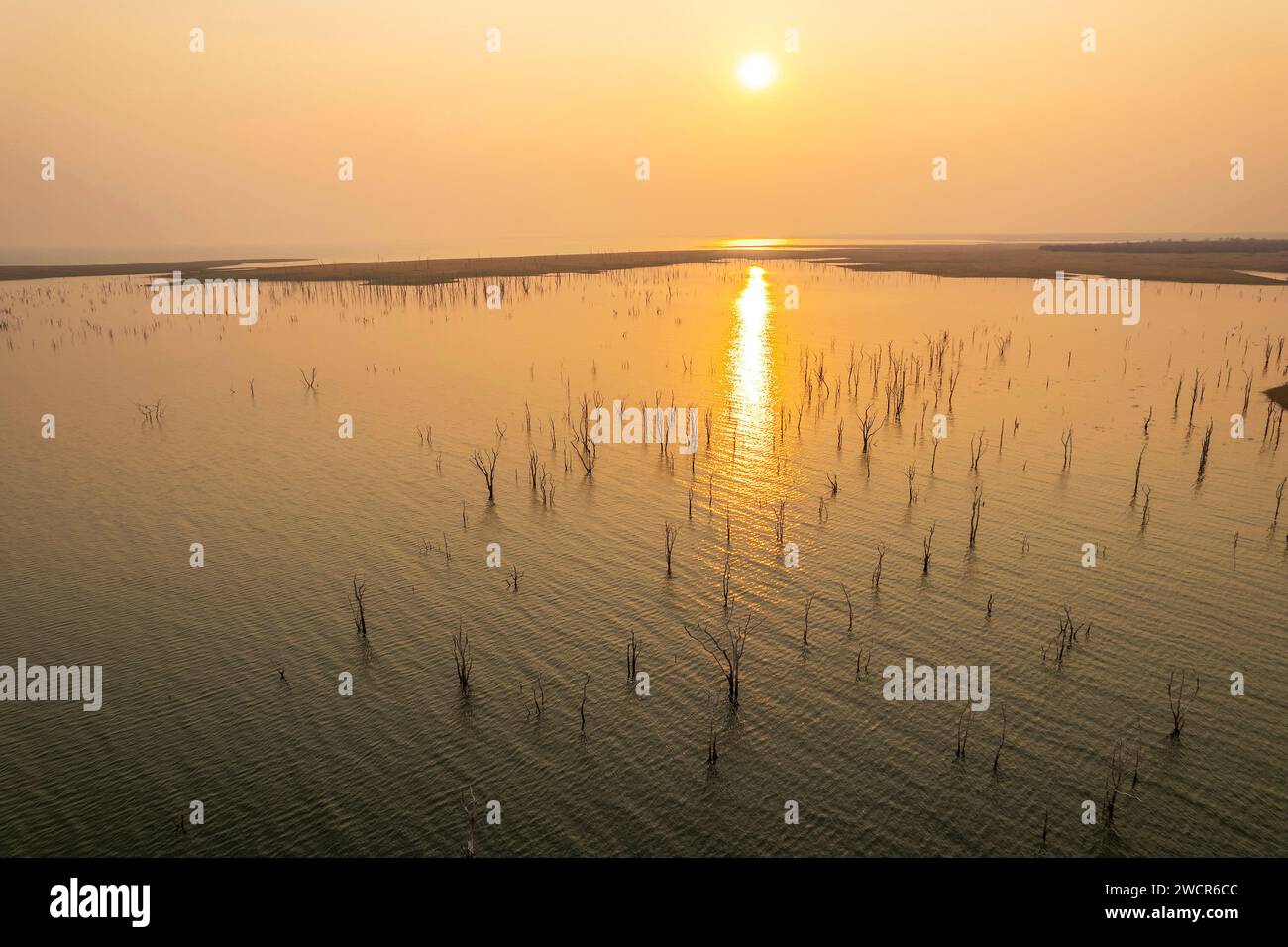 A sunset seen over Lake Kariba, Zimbabwe Stock Photo - Alamy