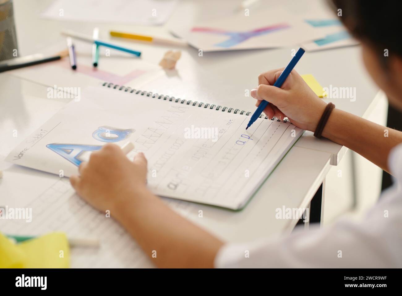 Child show grade hi-res stock photography and images - Alamy