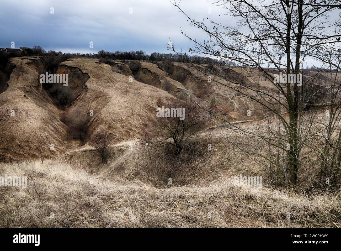 Seasonal landscape outside the city. Huge ravine in autumn time Stock ...