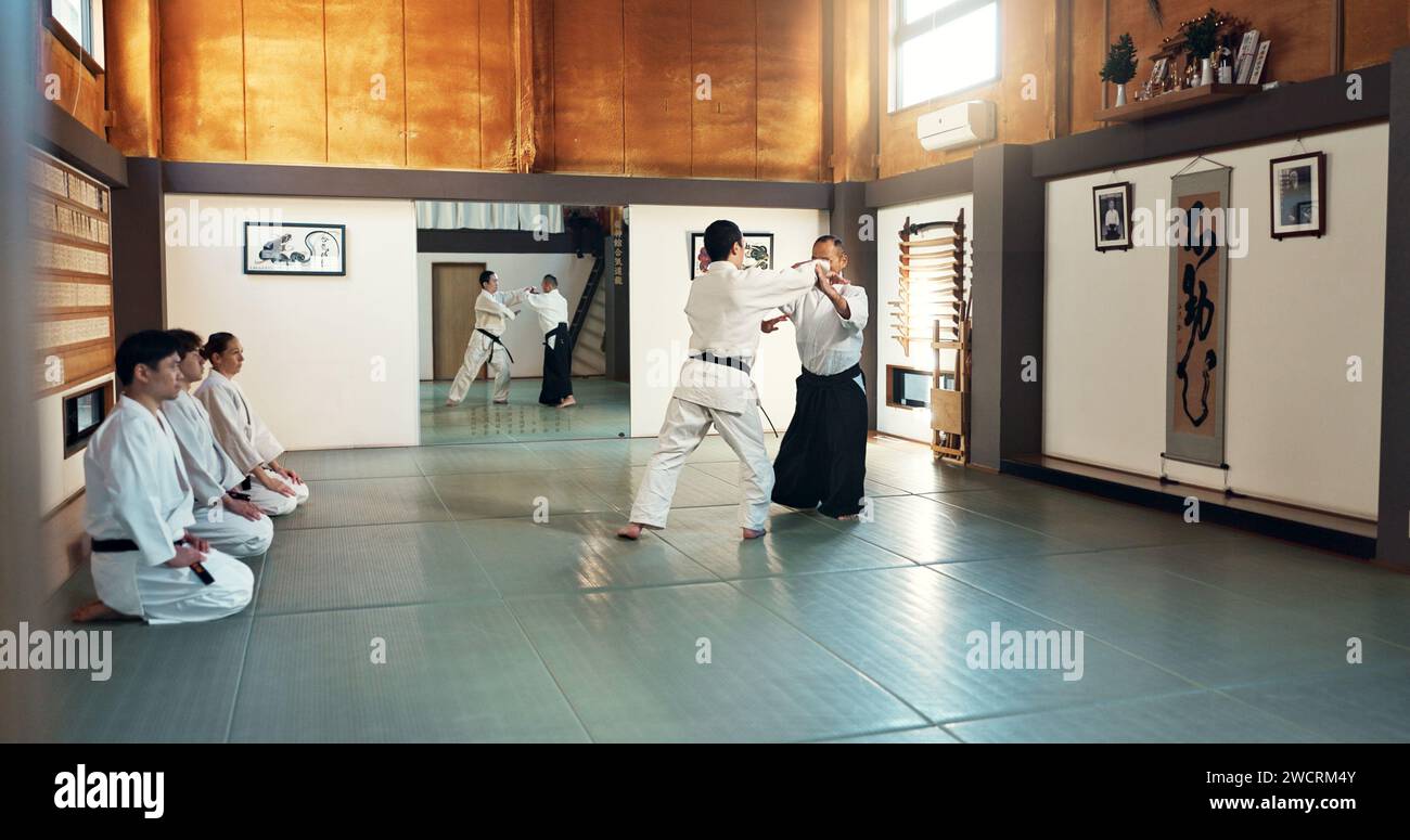 Aikido class student sensei hi-res stock photography and images - Alamy