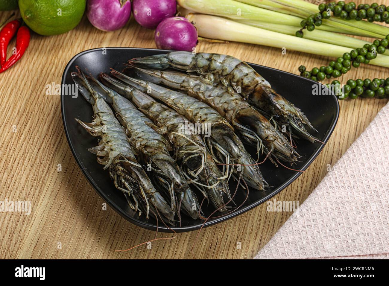 Fresh raw uncooked big tiger prawn Stock Photo - Alamy