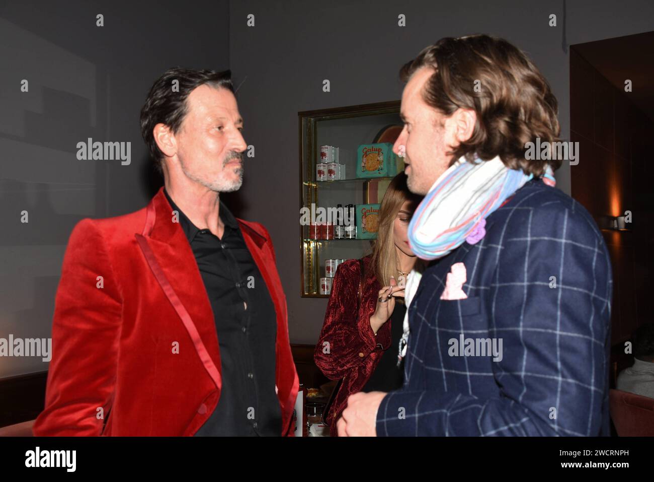 Klaus Rader L, Osteria Mitbegruender Michael von Hassel graf Kuenstler ...