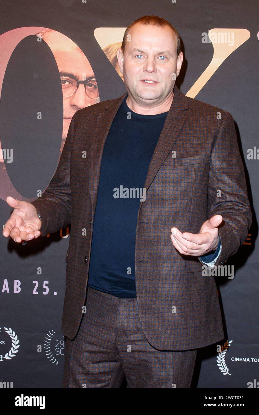 Kino Premiere - Roxy Devid Striesow bei der Filmpremiere Roxy im Kino ...