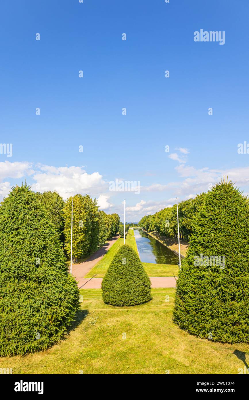 St. Petersburg, Russia - August 26, 2023: Konstantinovsky Palace. State ...