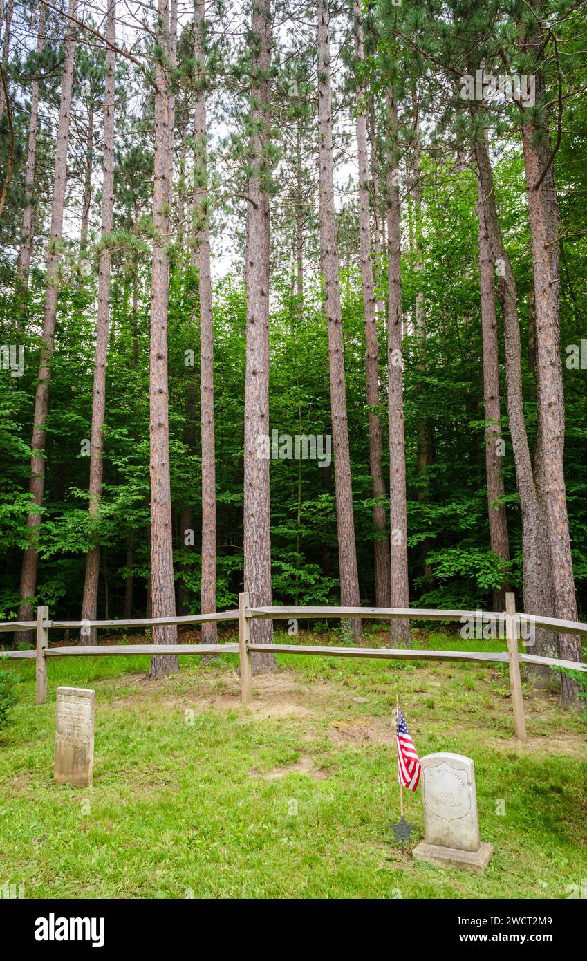 The Penn Forest Cemetery in Allegheny National Forest Stock Photo - Alamy
