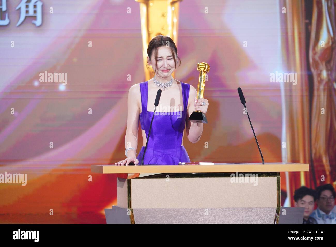 Chinese actress and model Samantha Ko wins award of TVB Best Supporting ...