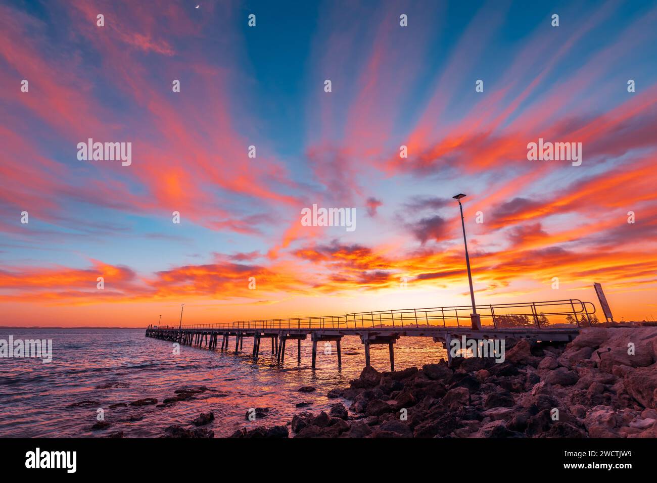 Robe jetty hi-res stock photography and images - Alamy
