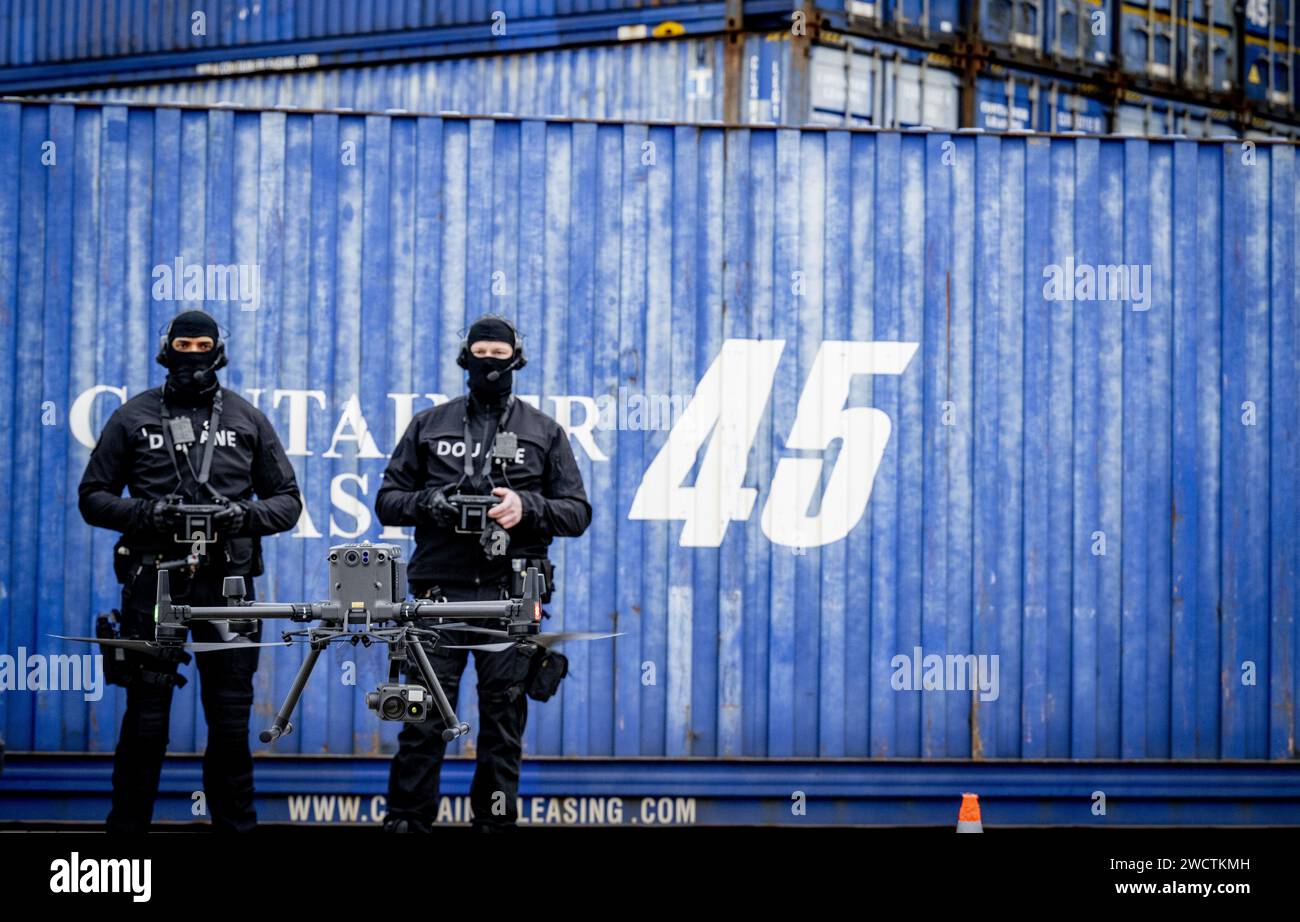 Harc team hi-res stock photography and images - Alamy