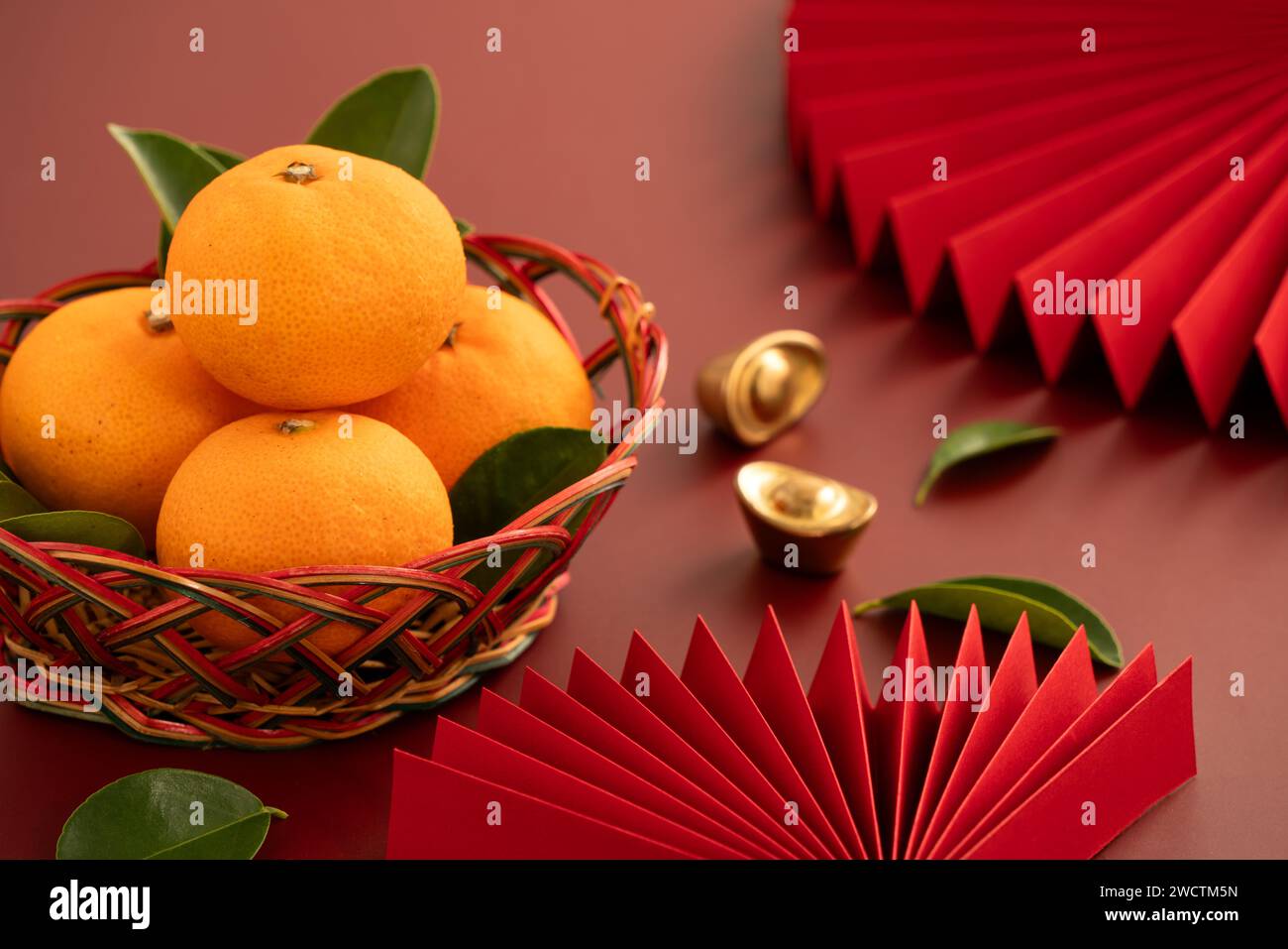 Chinese lunar new year background with fresh tangerine, red envelope ...