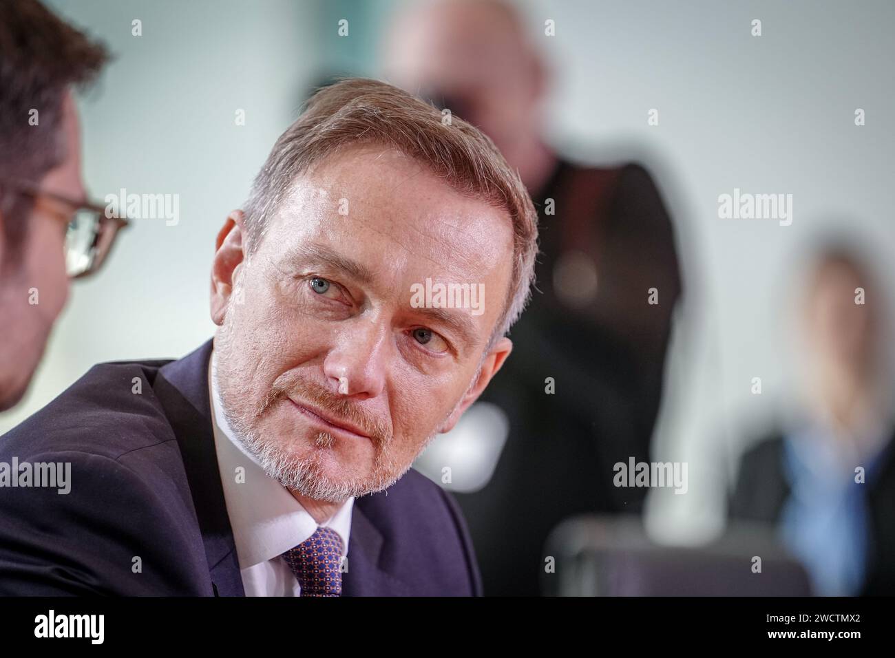Berlin, Germany. 17th Jan, 2024. Marco Buschmann (l, FDP), Federal ...