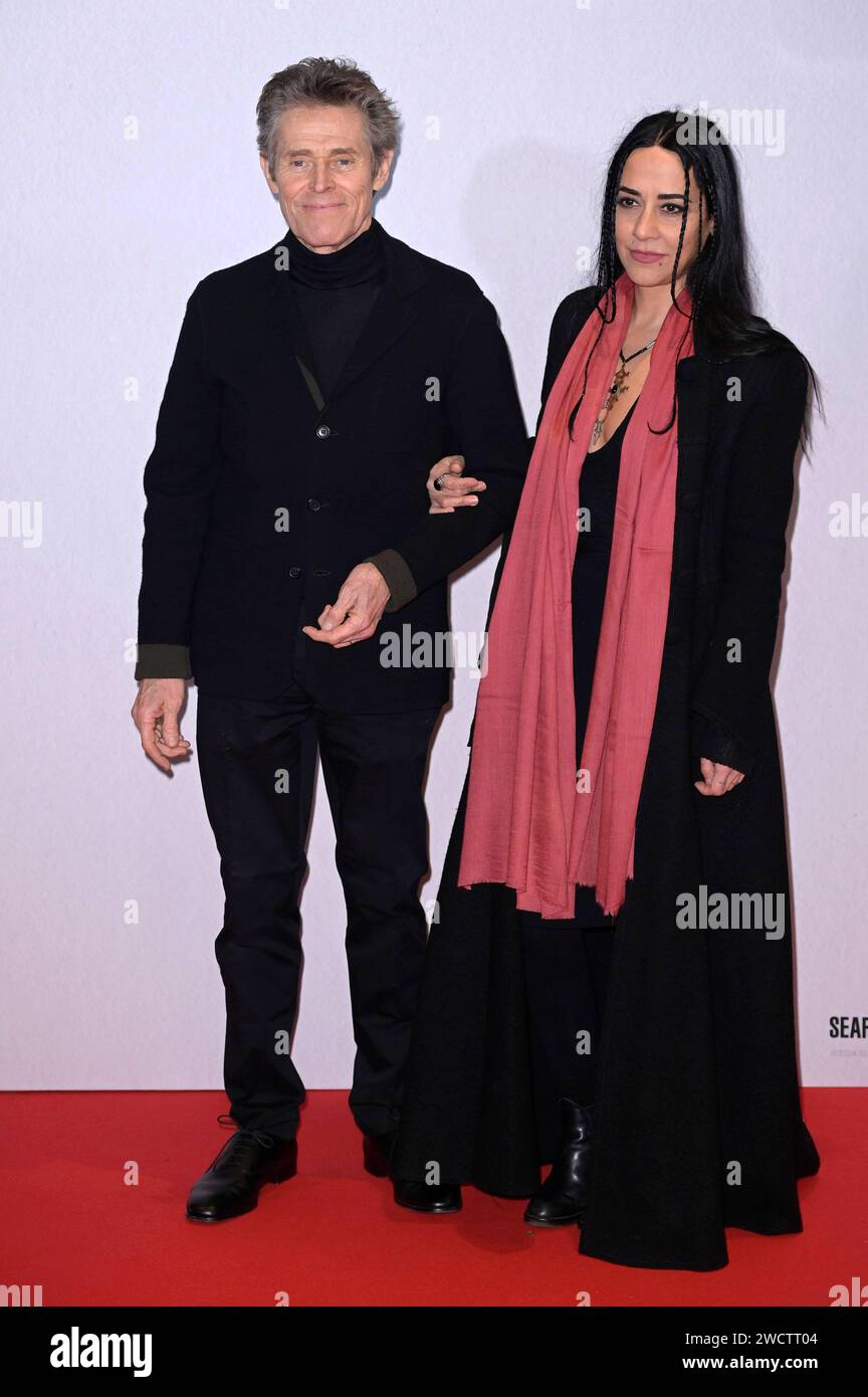 Willem Dafoe Mit Ehefrau Giada Colagrande Bei Der Premiere Des