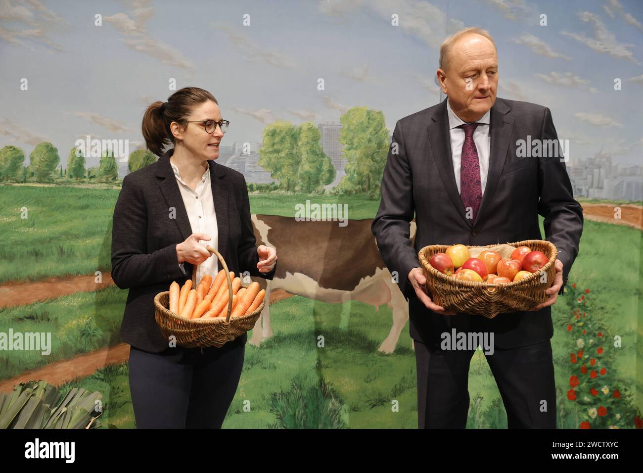 Lea Fließ, Geschäftsführerin Forum Moderne Landwirtschaft, Joachim ...