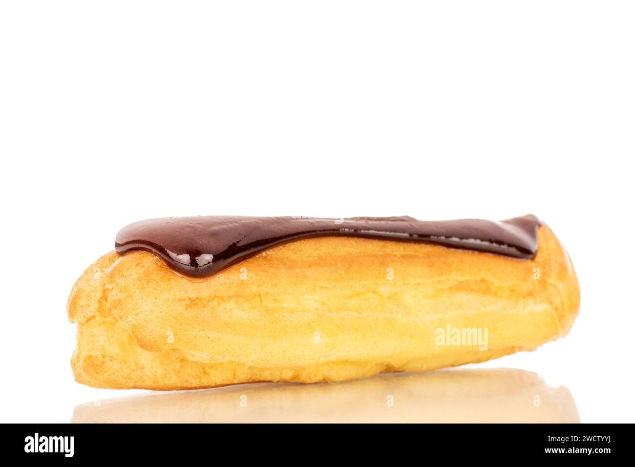 Eclair chocolate icing hi-res stock photography and images - Alamy